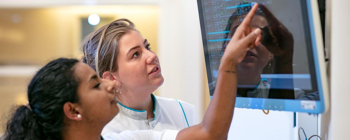 Continue monitoring van vitale functies op de verpleegafdeling | Prelum ...